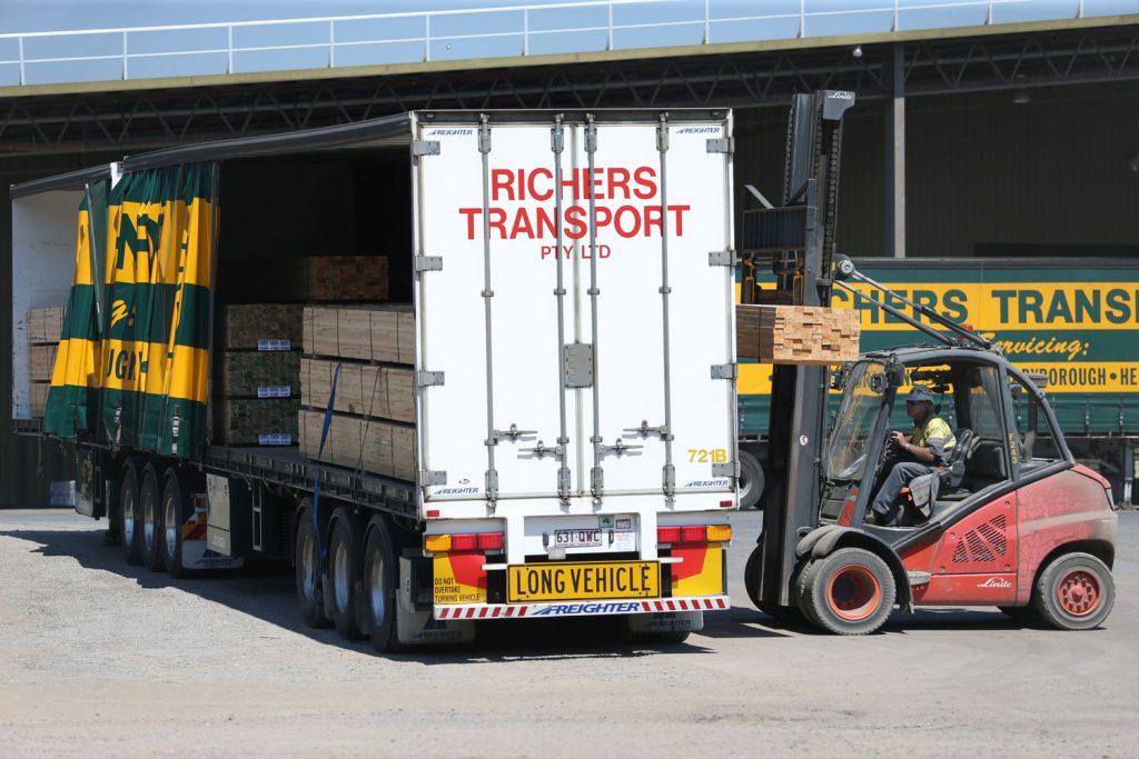 Brisbane To Melbourne Freight Services | Richers Transport